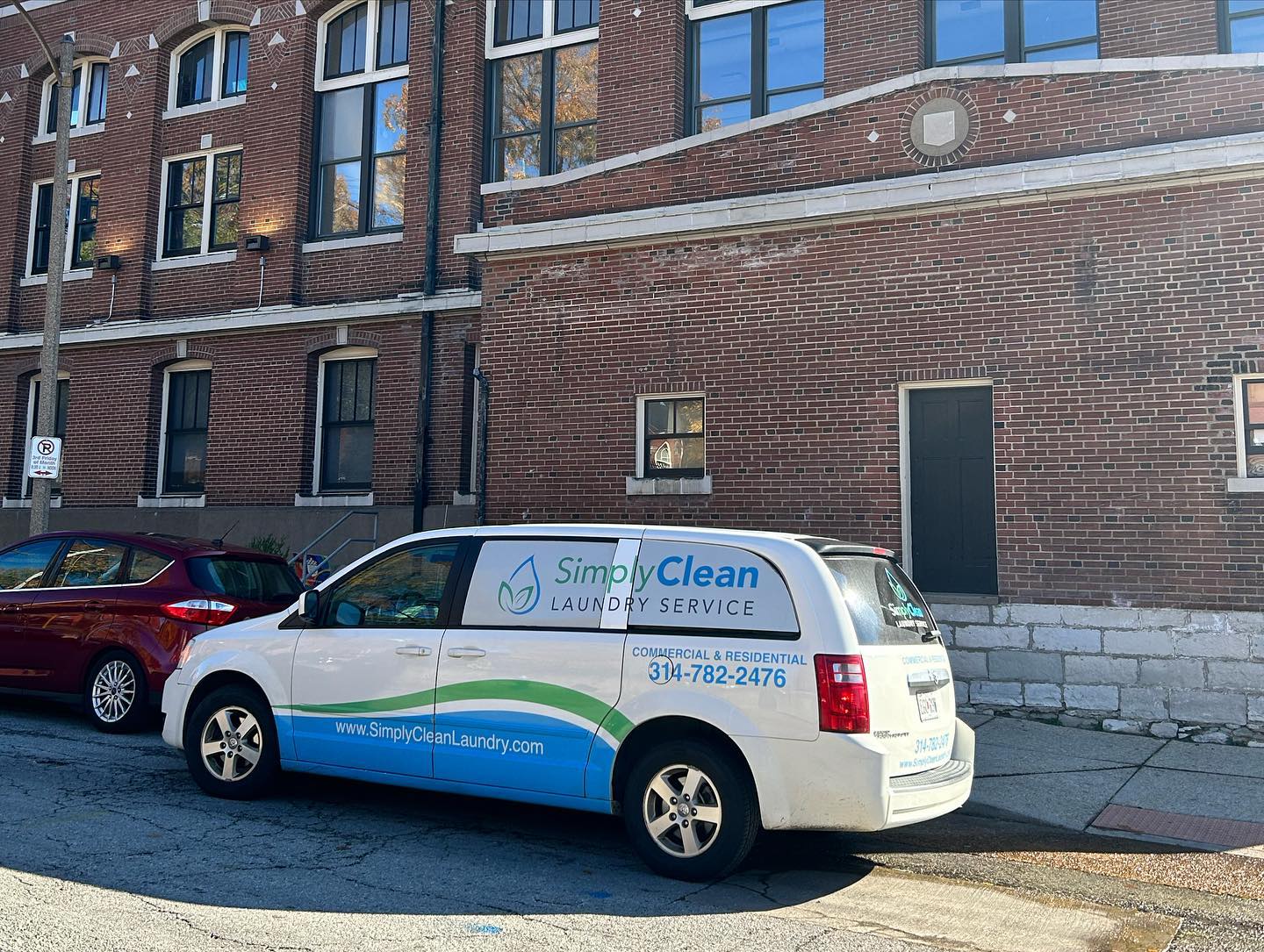 Simply Clean: Trusted Laundry Service near 63044