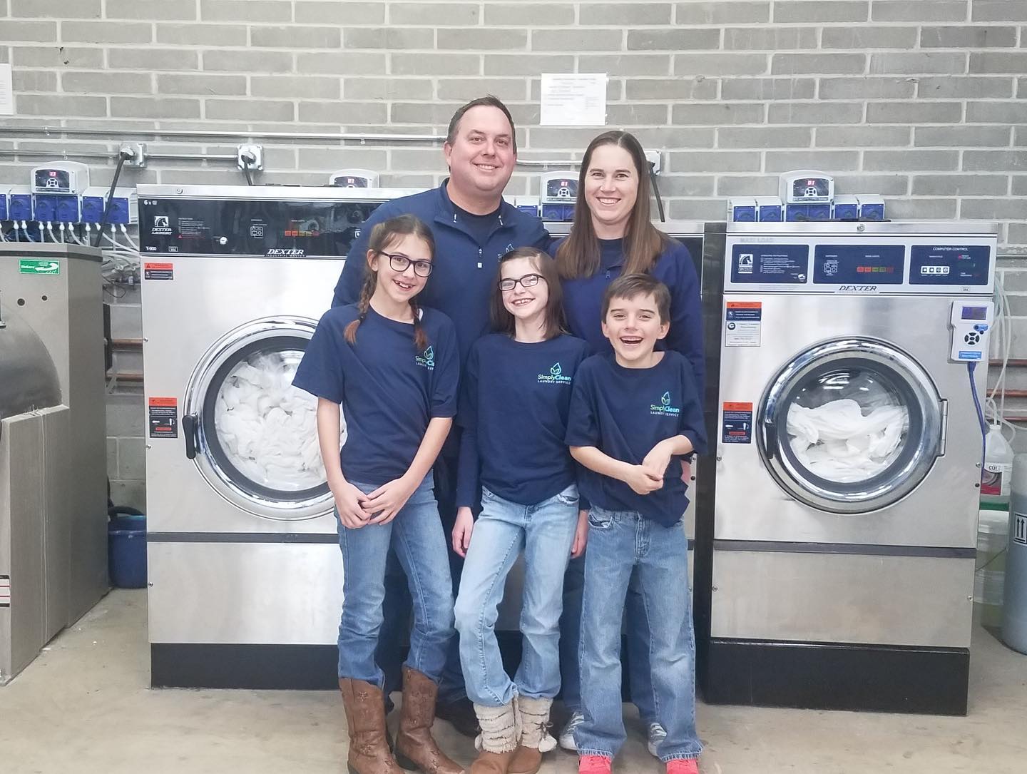 Professional Laundry Pickup and Delivery near Chesterfield | Simply Clean